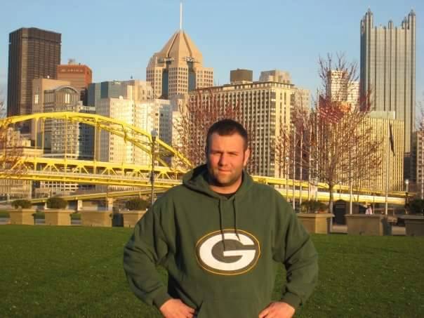 Bill Stamm Gallery - Die Hard Packer Fan